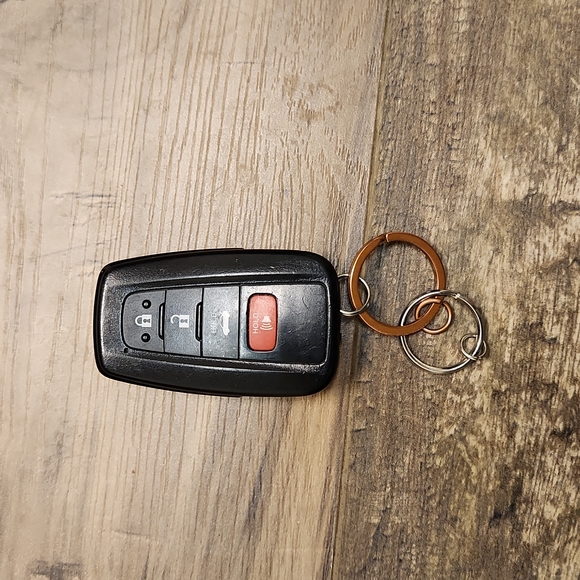 Toyota | Other | 220 Toyota Camry Smart Key Fob 4 Button Keyless Entry ...
